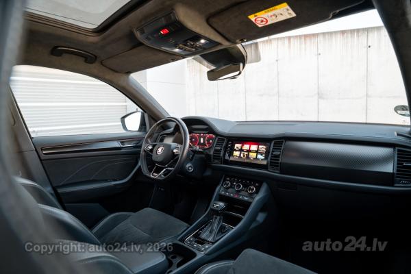Grey Skoda Kodiaq 2022 in Tartu, with an engine capacity of 2.00 L and mileage of 131 thousand km for 30900 €, photo 3 on AUTOMOTO.COM.LV