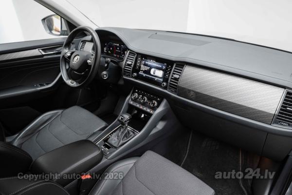 Pelēks Skoda Kodiaq 2022 Tallina, ar dzinēja tilpumu 2.00 L un nobraukumu 120 tūkst. km par 29000 €, foto 8 vietnē AUTOMOTO.COM.LV