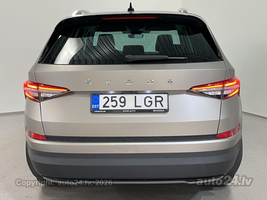 Grey Skoda Kodiaq 2022 in Tallinn, with an engine capacity of 2.00 L and mileage of 228 thousand km for 21000 €, photo 5 on AUTOMOTO.COM.LV