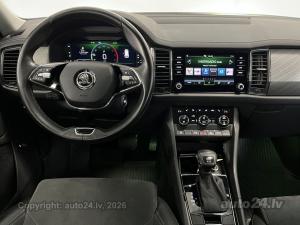 Grey Skoda Kodiaq 2022 in Tallinn, with an engine capacity of 2.00 L and mileage of 228 thousand km for 21000 €, photo 11 on AUTOMOTO.COM.LV