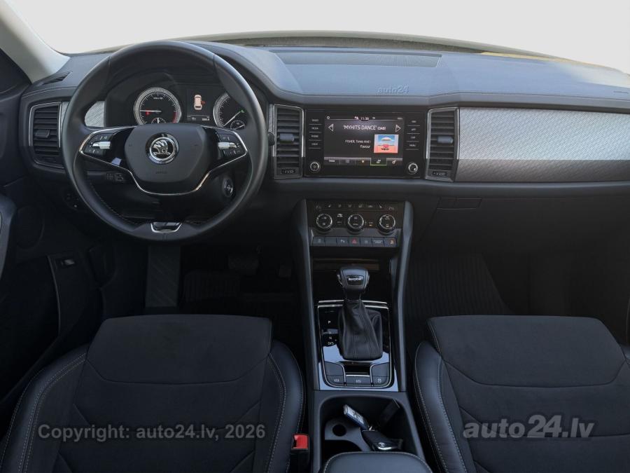 Pelēks Skoda Kodiaq 2022 Pērnava, ar dzinēja tilpumu 2.00 L un nobraukumu 118 tūkst. km par 29950 €, foto 7 vietnē AUTOMOTO.COM.LV