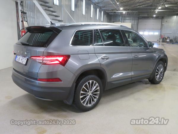 Grey Skoda Kodiaq 2022 in Tallinn, with an engine capacity of 1.20 L and mileage of 58 thousand km for 28500 €, photo 2 on AUTOMOTO.COM.LV