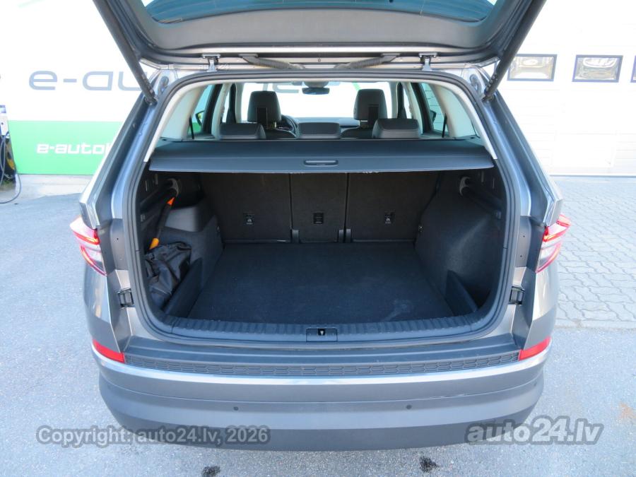 Grey Skoda Kodiaq 2022 in Tallinn, with an engine capacity of 1.20 L and mileage of 58 thousand km for 28500 €, photo 10 on AUTOMOTO.COM.LV