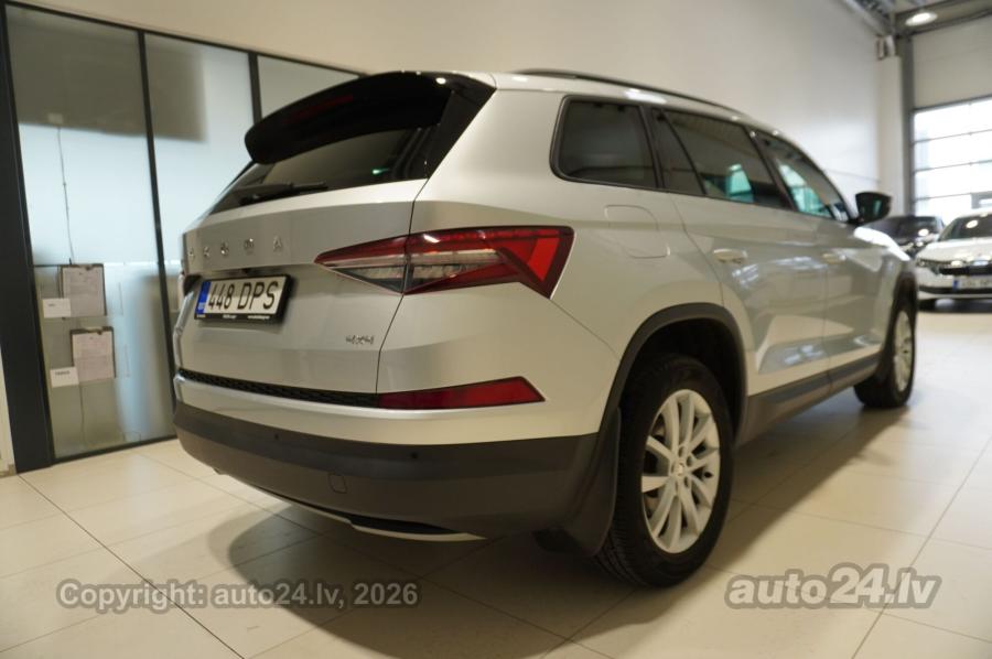 Grey Skoda Kodiaq 2022 in Tallinn, with an engine capacity of 2.00 L and mileage of 86 thousand km for 29900 €, photo 4 on AUTOMOTO.COM.LV