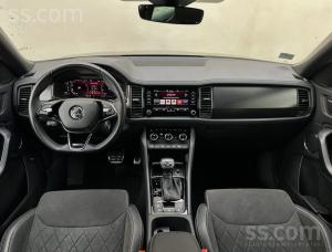 Pelēks Skoda Kodiaq 2022 Rīga, ar dzinēja tilpumu 2.00 L un nobraukumu 93 tūkst. km par 29950 €, foto 26 vietnē AUTOMOTO.COM.LV