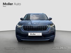 Grey Skoda Kodiaq 2022 in Parnu, with an engine capacity of 2.00 L and mileage of 105 thousand km for 32900 €, photo 4 on AUTOMOTO.COM.LV