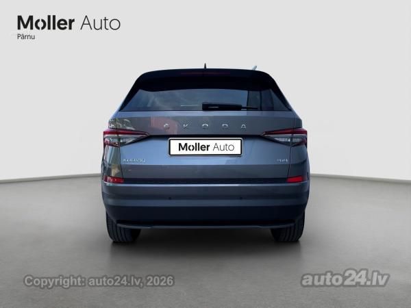 Grey Skoda Kodiaq 2022 in Parnu, with an engine capacity of 2.00 L and mileage of 105 thousand km for 32900 €, photo 4 on AUTOMOTO.COM.LV