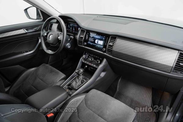 Grey Skoda Kodiaq 2022 in Tallinn, with an engine capacity of 2.00 L and mileage of 106 thousand km for 28900 €, photo 7 on AUTOMOTO.COM.LV