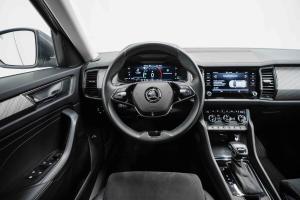 Серый Шкода Kodiaq 2022 в Таллин, объемом двигателя 2.00 л и пробегом 106 тыс. км за 28900 €, фото 11 на AUTOMOTO.COM.LV