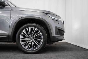 Серый Шкода Kodiaq 2022 в Таллин, объемом двигателя 2.00 л и пробегом 106 тыс. км за 28900 €, фото 17 на AUTOMOTO.COM.LV