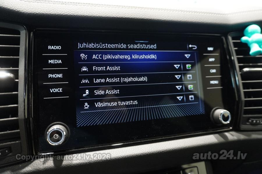 Серый Шкода Kodiaq 2022 в Таллин, объемом двигателя 2.00 л и пробегом 80 тыс. км за 33900 €, фото 20 на AUTOMOTO.COM.LV