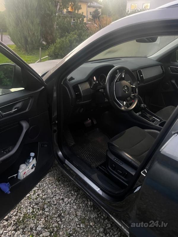 Grey Skoda Kodiaq 2022 in Tallinn, with an engine capacity of 2.00 L and mileage of 82 thousand km for 28000 €, photo 9 on AUTOMOTO.COM.LV