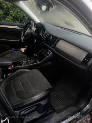 Pelēks Skoda Kodiaq 2022 Tallina, ar dzinēja tilpumu 2.00 L un nobraukumu 82 tūkst. km par 28000 €, foto 12 vietnē AUTOMOTO.COM.LV