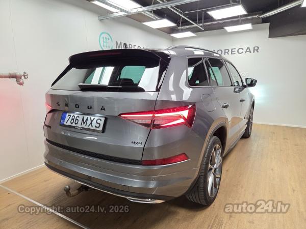 Grey Skoda Kodiaq 2022 in Tallinn, with an engine capacity of 2.00 L and mileage of 123 thousand km for 29900 €, photo 7 on AUTOMOTO.COM.LV