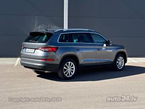 Pelēks Skoda Kodiaq 2022 Tallina, ar dzinēja tilpumu 2.00 L un nobraukumu 125 tūkst. km par 27900 €, foto 5 vietnē AUTOMOTO.COM.LV