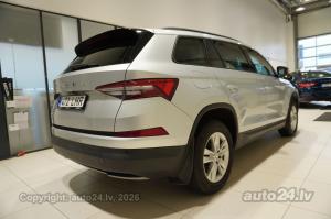 Серый Шкода Kodiaq 2022 в Таллин, объемом двигателя 2.00 л и пробегом 143 тыс. км за 23900 €, фото 4 на AUTOMOTO.COM.LV