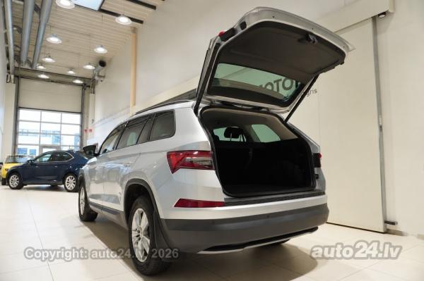 Skoda Kodiaq 2022 Tallina vietnē Pelēks Skoda Kodiaq 2022 Tallina, ar dzinēja tilpumu 2.00 L un nobraukumu 143 tūkst. km par 23900 €, foto 5 vietnē AUTOMOTO.COM.LV
