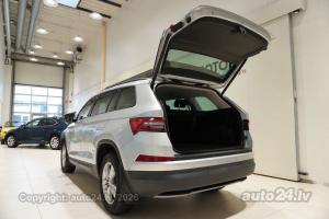 Серый Шкода Kodiaq 2022 в Таллин, объемом двигателя 2.00 л и пробегом 143 тыс. км за 23900 €, фото 5 на AUTOMOTO.COM.LV