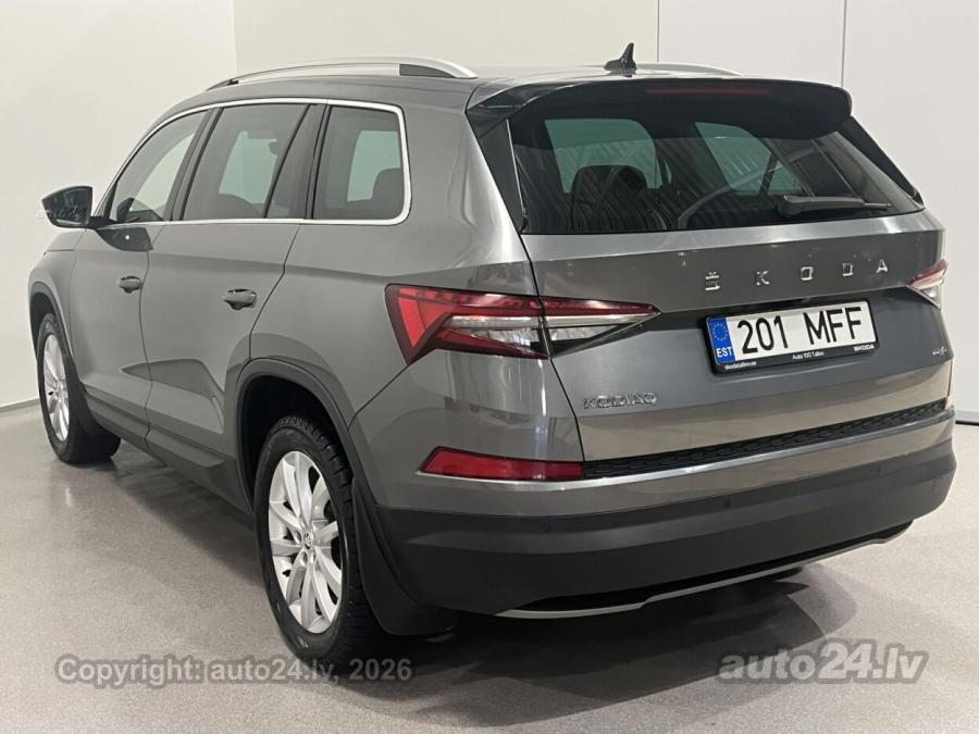 Pelēks Skoda Kodiaq 2023 Tallina, ar dzinēja tilpumu 2.00 L un nobraukumu 65 tūkst. km par 31900 €, foto 5 vietnē AUTOMOTO.COM.LV