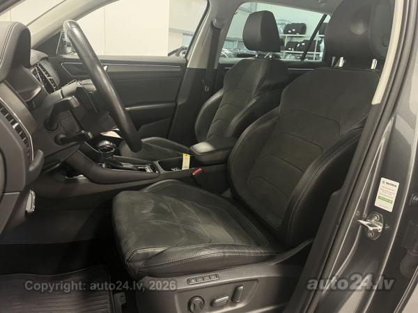 Grey Skoda Kodiaq 2023 in Tallinn, with an engine capacity of 2.00 L and mileage of 65 thousand km for 31900 €, photo 8 on AUTOMOTO.COM.LV