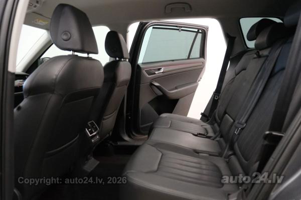 Pelēks Skoda Kodiaq 2023 Tallina, ar dzinēja tilpumu 2.00 L un nobraukumu 70 tūkst. km par 37900 €, foto 6 vietnē AUTOMOTO.COM.LV