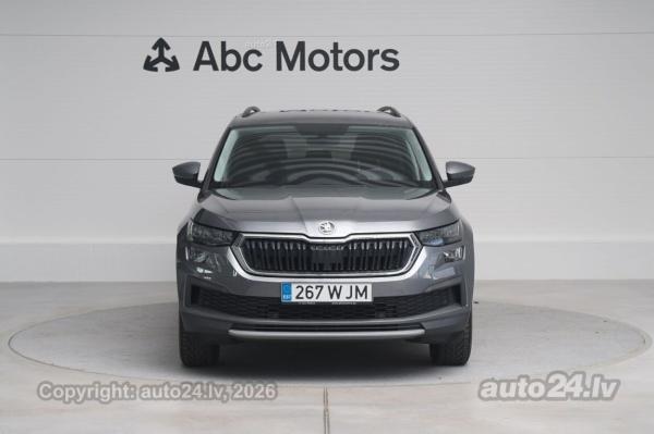 Серый Шкода Kodiaq 2023 в Таллин, объемом двигателя 1.50 л и пробегом 99 тыс. км за 29990 €, фото 2 на AUTOMOTO.COM.LV