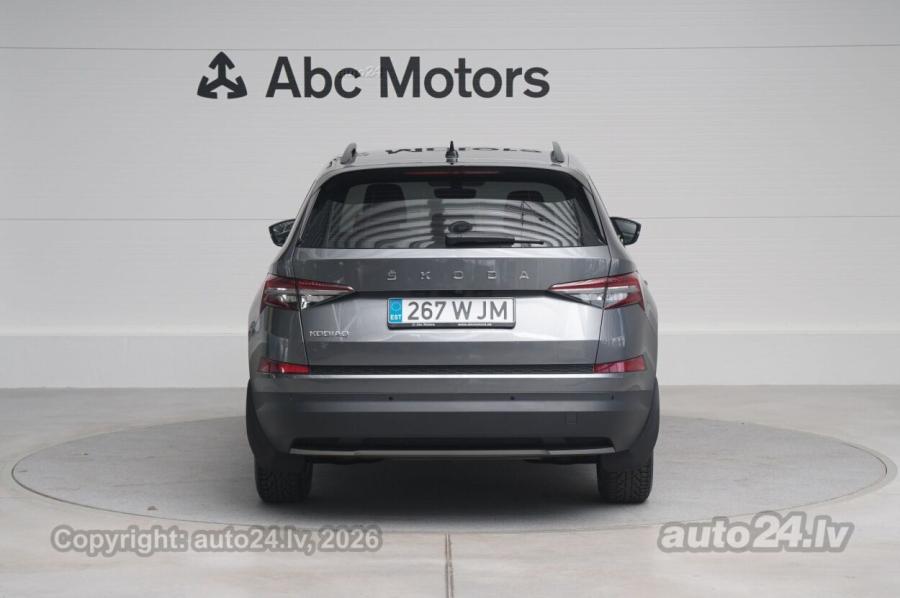 Pelēks Skoda Kodiaq 2023 Tallina, ar dzinēja tilpumu 1.50 L un nobraukumu 99 tūkst. km par 29990 €, foto 4 vietnē AUTOMOTO.COM.LV
