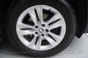 Pelēks Skoda Kodiaq 2023 Tallina, ar dzinēja tilpumu 1.50 L un nobraukumu 99 tūkst. km par 29990 €, foto 13 vietnē AUTOMOTO.COM.LV