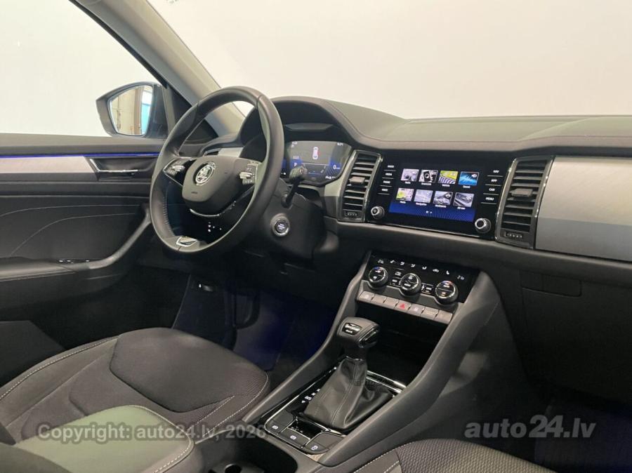 Pelēks Skoda Kodiaq 2023 Tallina, ar dzinēja tilpumu 1.97 L un nobraukumu 61 tūkst. km par 31990 €, foto 18 vietnē AUTOMOTO.COM.LV