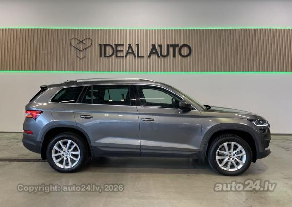Pelēks Skoda Kodiaq 2023 Tallina, ar dzinēja tilpumu 2.00 L un nobraukumu 27 tūkst. km par 34990 €, foto 3 vietnē AUTOMOTO.COM.LV
