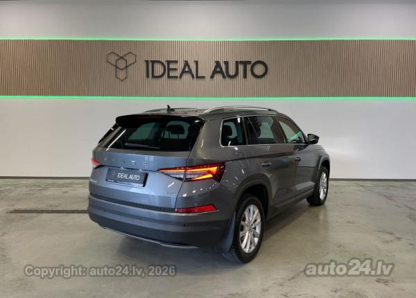 Pelēks Skoda Kodiaq 2023 Tallina, ar dzinēja tilpumu 2.00 L un nobraukumu 27 tūkst. km par 34990 €, foto 4 vietnē AUTOMOTO.COM.LV