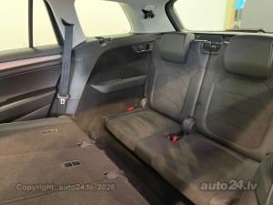 Grey Skoda Kodiaq 2023 in Tallinn, with an engine capacity of 2.00 L and mileage of 27 thousand km for 34990 €, photo 13 on AUTOMOTO.COM.LV