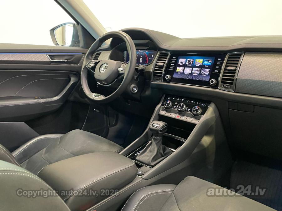 Grey Skoda Kodiaq 2023 in Tallinn, with an engine capacity of 2.00 L and mileage of 27 thousand km for 34990 €, photo 15 on AUTOMOTO.COM.LV