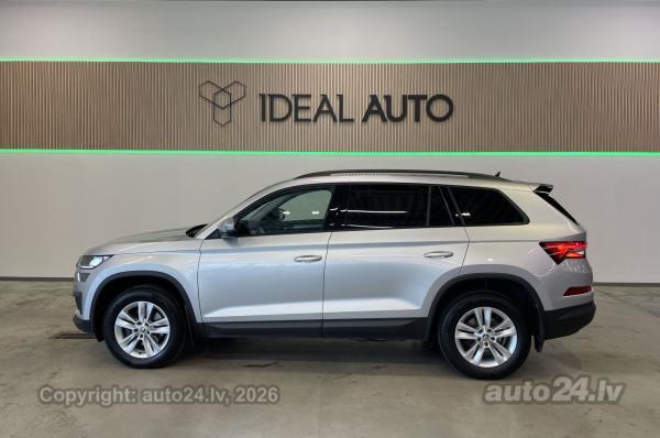 Grey Skoda Kodiaq 2023 in Tallinn, with an engine capacity of 2.00 L and mileage of 72 thousand km for 28990 €, photo 2 on AUTOMOTO.COM.LV