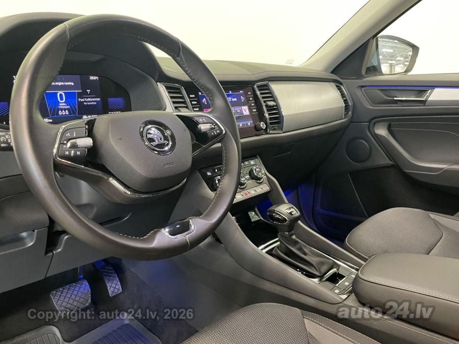 Grey Skoda Kodiaq 2023 in Tallinn, with an engine capacity of 2.00 L and mileage of 72 thousand km for 28990 €, photo 13 on AUTOMOTO.COM.LV
