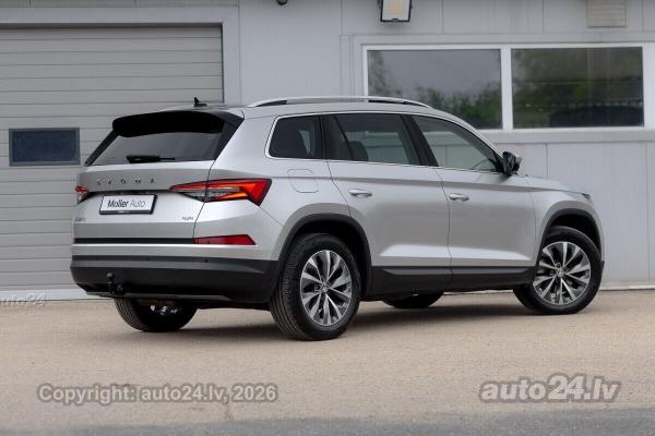 Pelēks Skoda Kodiaq 2023 Jelgava, ar dzinēja tilpumu 2.00 L un nobraukumu 142 tūkst. km par 30077 €, foto 5 vietnē AUTOMOTO.COM.LV