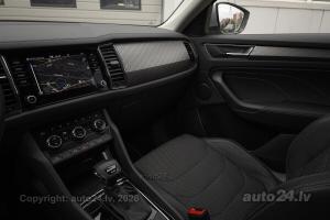 Pelēks Skoda Kodiaq 2023 Jelgava, ar dzinēja tilpumu 2.00 L un nobraukumu 142 tūkst. km par 30077 €, foto 15 vietnē AUTOMOTO.COM.LV