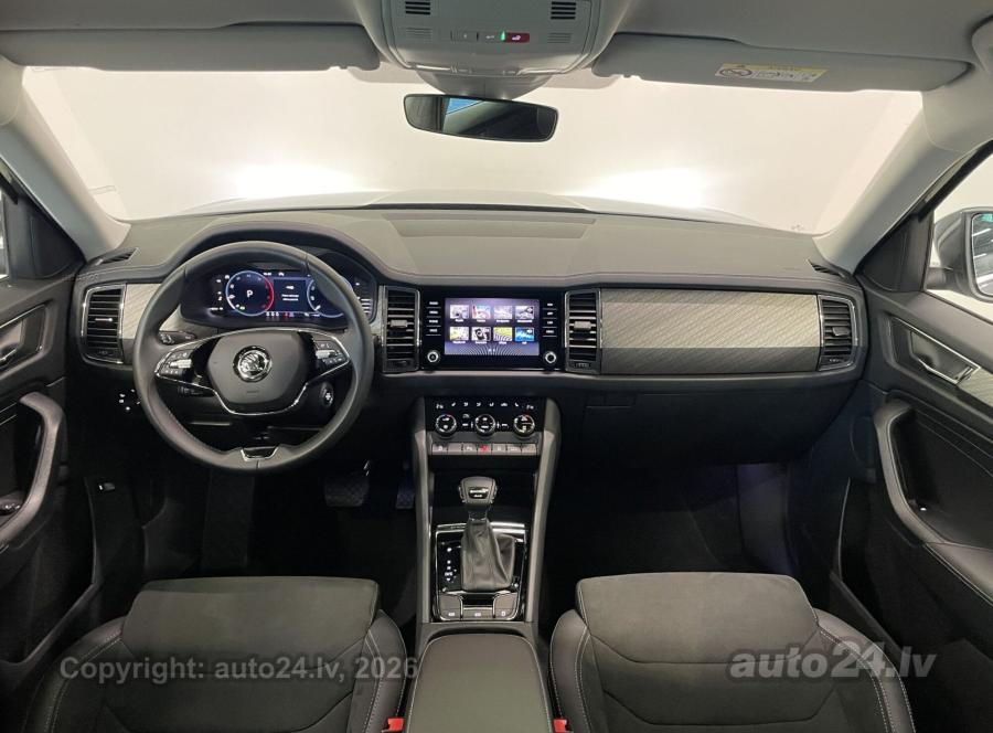 Grey Skoda Kodiaq 2023 in Tallinn, with an engine capacity of 2.00 L and mileage of 17 thousand km for 32990 €, photo 17 on AUTOMOTO.COM.LV