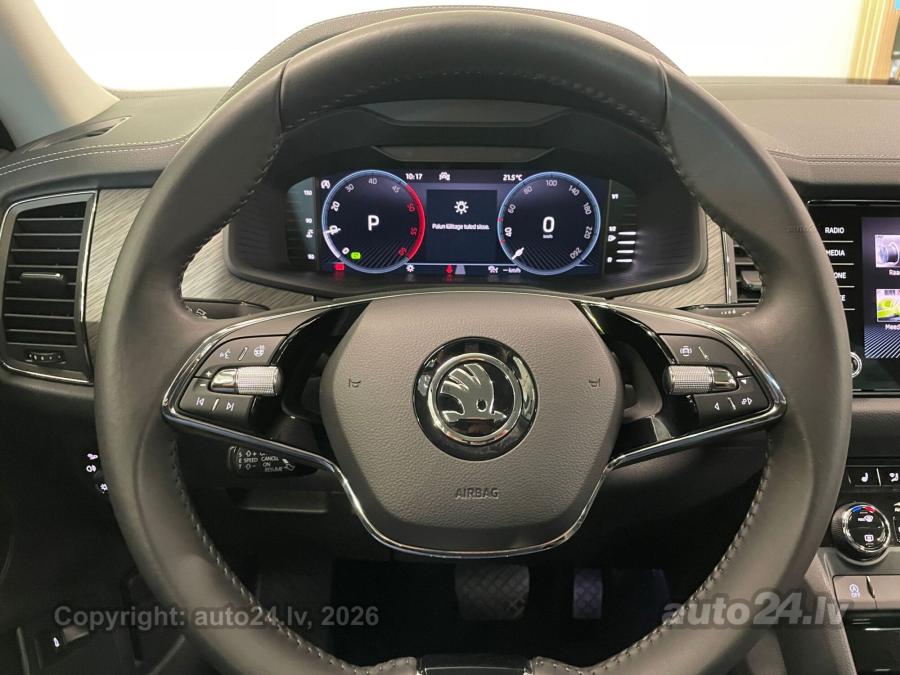 Grey Skoda Kodiaq 2023 in Tallinn, with an engine capacity of 2.00 L and mileage of 17 thousand km for 32990 €, photo 18 on AUTOMOTO.COM.LV