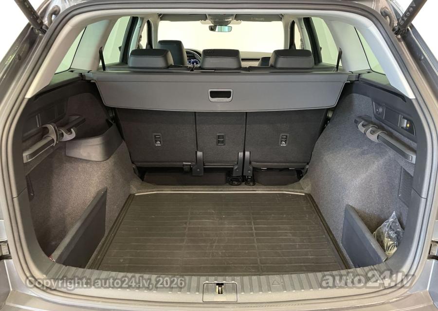 Grey Skoda Kodiaq 2023 in Tallinn, with an engine capacity of 2.00 L and mileage of 17 thousand km for 32990 €, photo 23 on AUTOMOTO.COM.LV