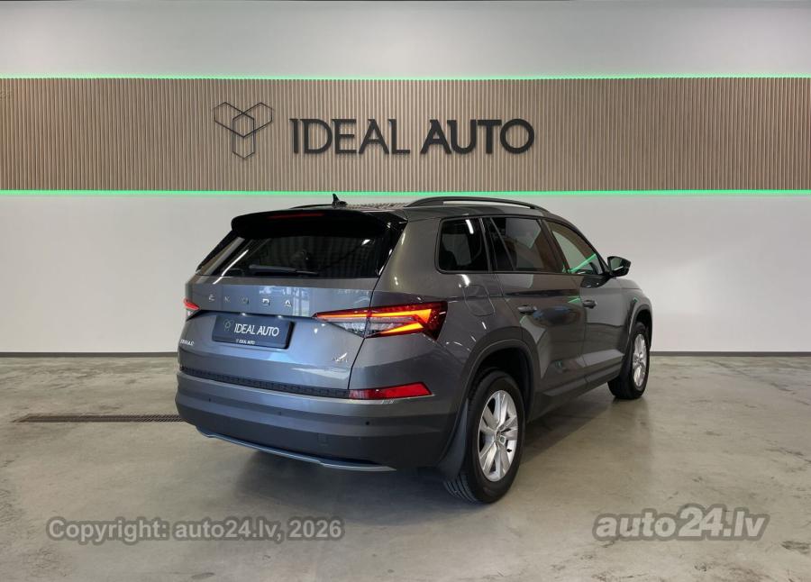 Pelēks Skoda Kodiaq 2023 Tallina, ar dzinēja tilpumu 2.00 L un nobraukumu 76 tūkst. km par 27990 €, foto 5 vietnē AUTOMOTO.COM.LV