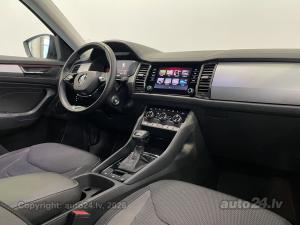Pelēks Skoda Kodiaq 2023 Tallina, ar dzinēja tilpumu 2.00 L un nobraukumu 76 tūkst. km par 27990 €, foto 14 vietnē AUTOMOTO.COM.LV