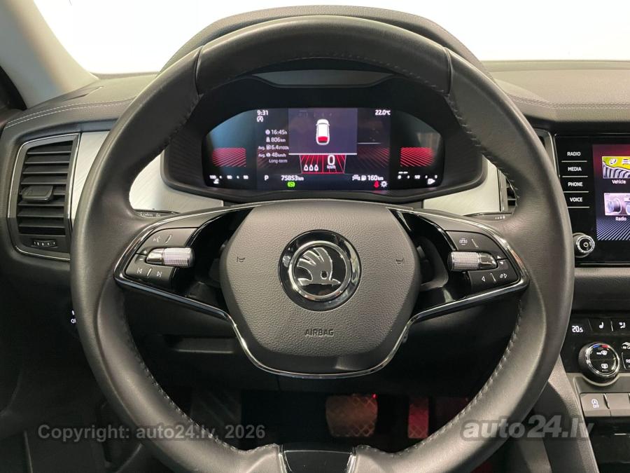 Pelēks Skoda Kodiaq 2023 Tallina, ar dzinēja tilpumu 2.00 L un nobraukumu 76 tūkst. km par 27990 €, foto 17 vietnē AUTOMOTO.COM.LV