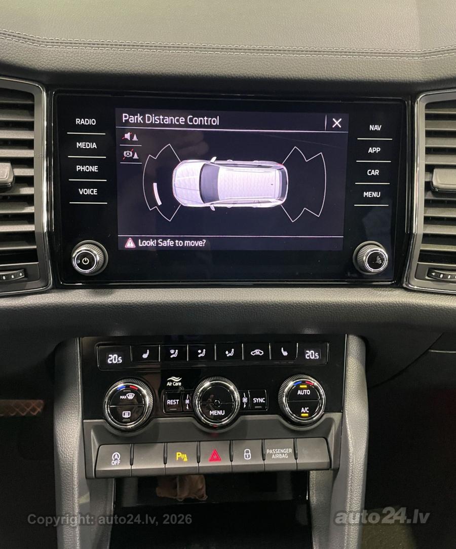 Pelēks Skoda Kodiaq 2023 Tallina, ar dzinēja tilpumu 2.00 L un nobraukumu 76 tūkst. km par 27990 €, foto 18 vietnē AUTOMOTO.COM.LV