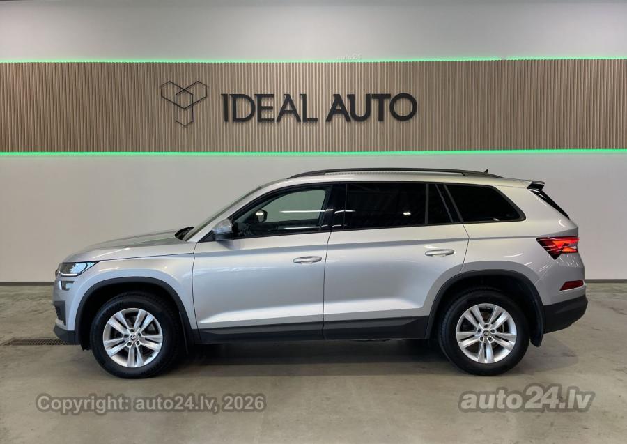 Pelēks Skoda Kodiaq 2023 Tallina, ar dzinēja tilpumu 2.00 L un nobraukumu 68 tūkst. km par 28990 €, foto 3 vietnē AUTOMOTO.COM.LV