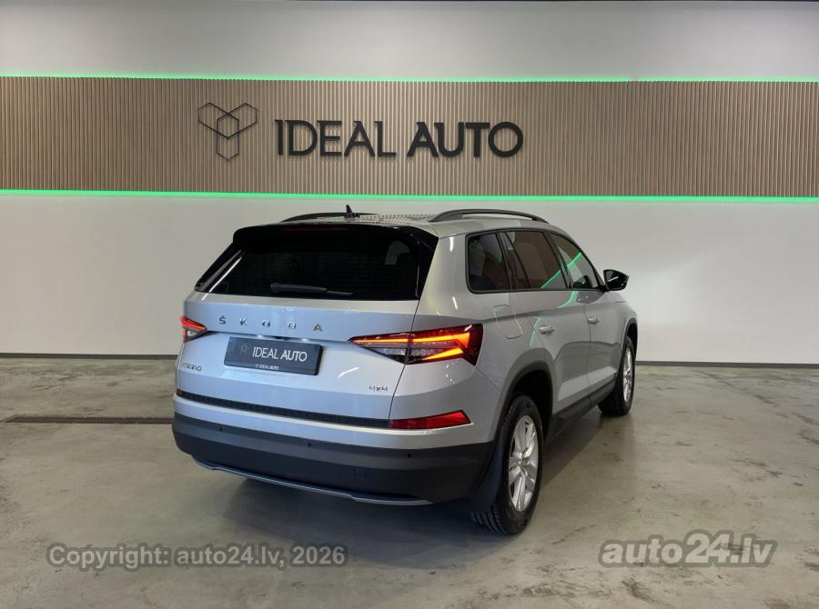Серый Шкода Kodiaq 2023 в Таллин, объемом двигателя 2.00 л и пробегом 68 тыс. км за 28990 €, фото 5 на AUTOMOTO.COM.LV