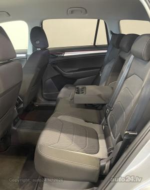 Серый Шкода Kodiaq 2023 в Таллин, объемом двигателя 2.00 л и пробегом 68 тыс. км за 28990 €, фото 9 на AUTOMOTO.COM.LV