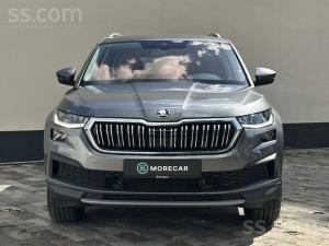 Pelēks Skoda Kodiaq 2023 Rīga, ar dzinēja tilpumu 2.00 L un nobraukumu 117 tūkst. km par 24550 €, foto 3 vietnē AUTOMOTO.COM.LV