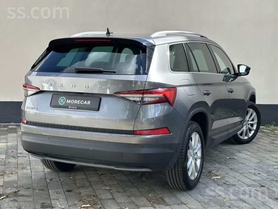 Pelēks Skoda Kodiaq 2023 Rīga, ar dzinēja tilpumu 2.00 L un nobraukumu 117 tūkst. km par 24550 €, foto 5 vietnē AUTOMOTO.COM.LV