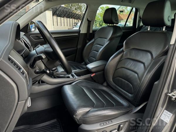 Grey Skoda Kodiaq 2023 in Riga, with an engine capacity of 2.00 L and mileage of 117 thousand km for 24550 €, photo 9 on AUTOMOTO.COM.LV